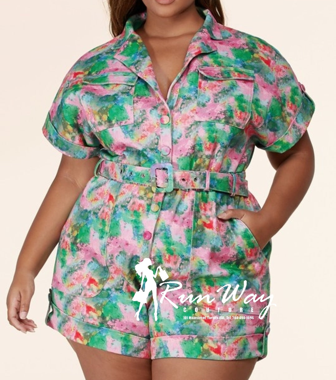 CURVY – Runway Couture & Shoetique